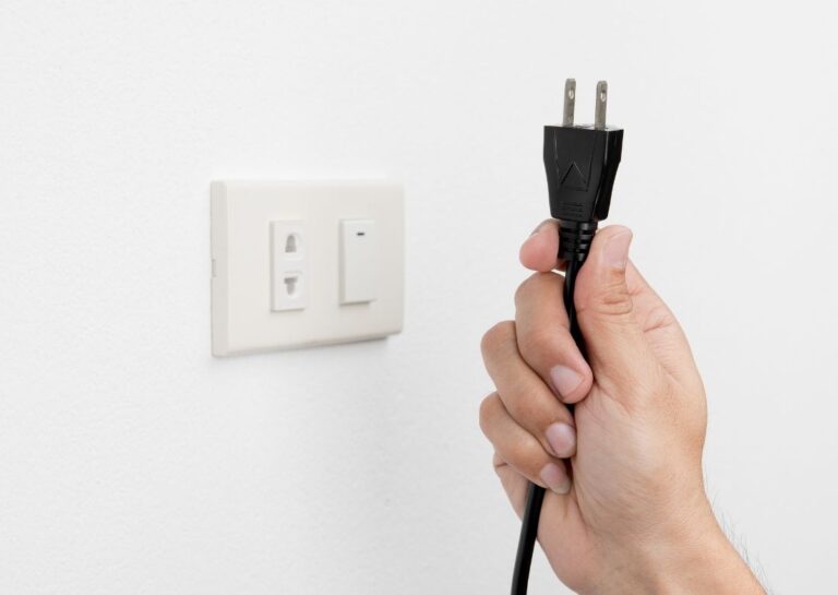 15 Office Electrical Safety Tips for Protection (2025) | SH Contracting ...